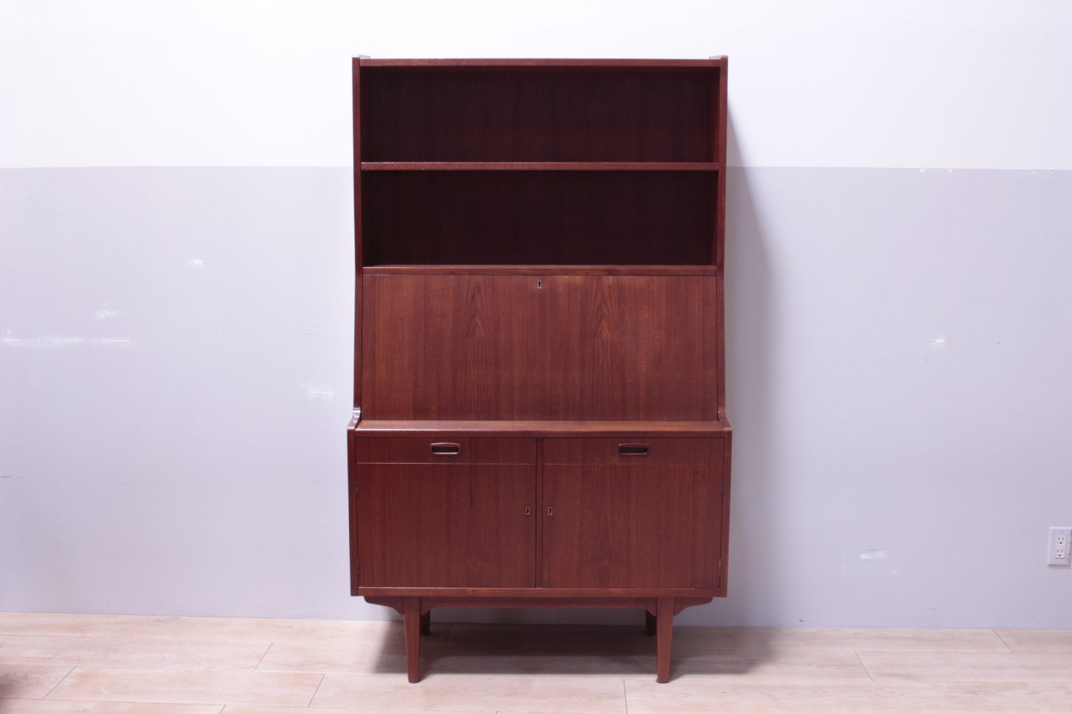 FURNITURE & RUG｜SLOW HOUSE（スローハウス）