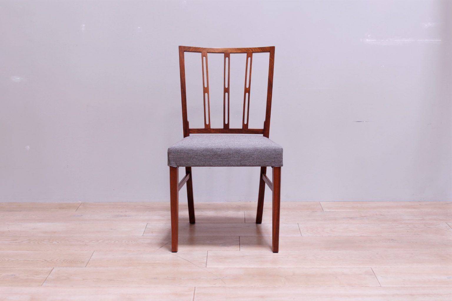 FURNITURE & RUG｜SLOW HOUSE（スローハウス）