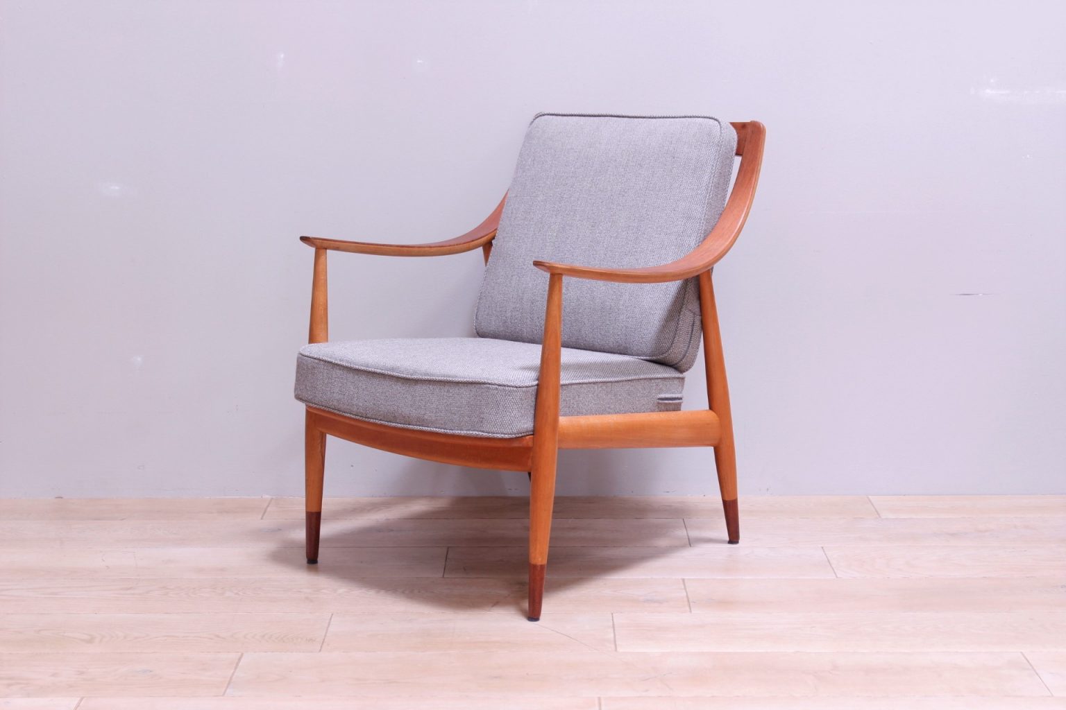 CHAIR｜FURNITURE & RUG｜SLOW HOUSE（スローハウス）