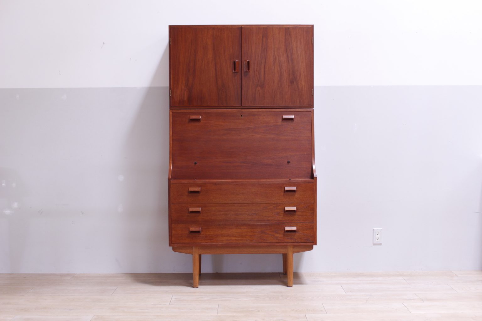 FURNITURE & RUG｜SLOW HOUSE（スローハウス）