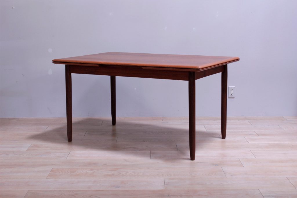 FURNITURE & RUG｜SLOW HOUSE（スローハウス）